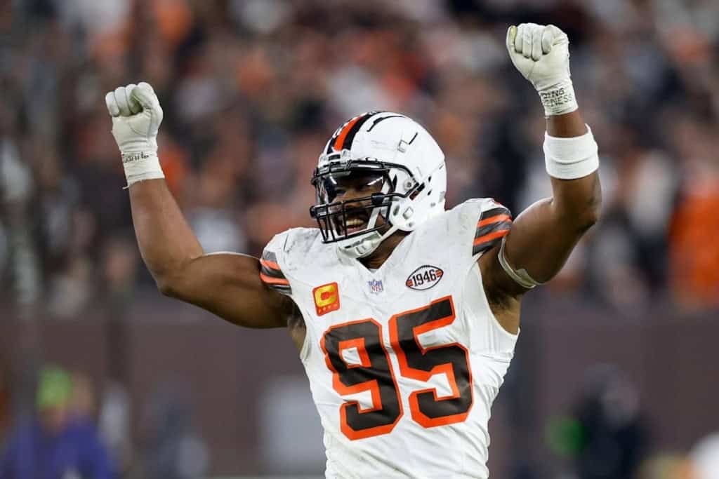 Myles Garrett to the Rams Puts Pressure on the 26' Cowboys » Inside The ...